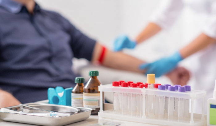 AIDS: o que é, transmissão e formas de prevenir